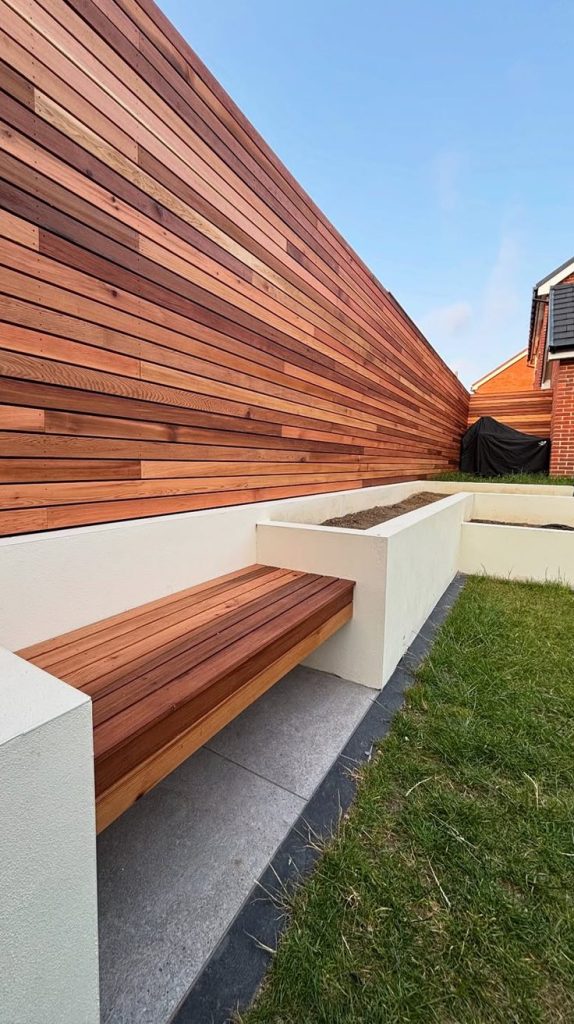 31+ Stylish Modern Fence Designs You Can Copy! - Grow Your Yard