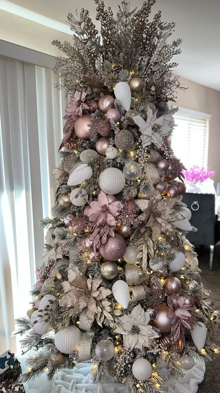 25+ Champagne Christmas Tree Ideas - Grow Your Yard