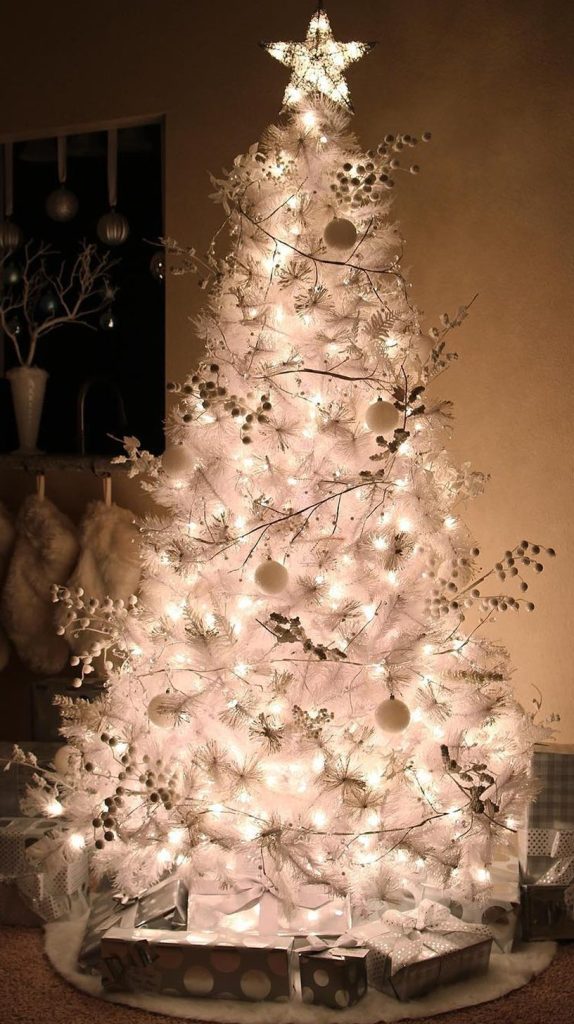35+ Stunning White Christmas Tree Ideas You've Got To See! - Grow Your Yard