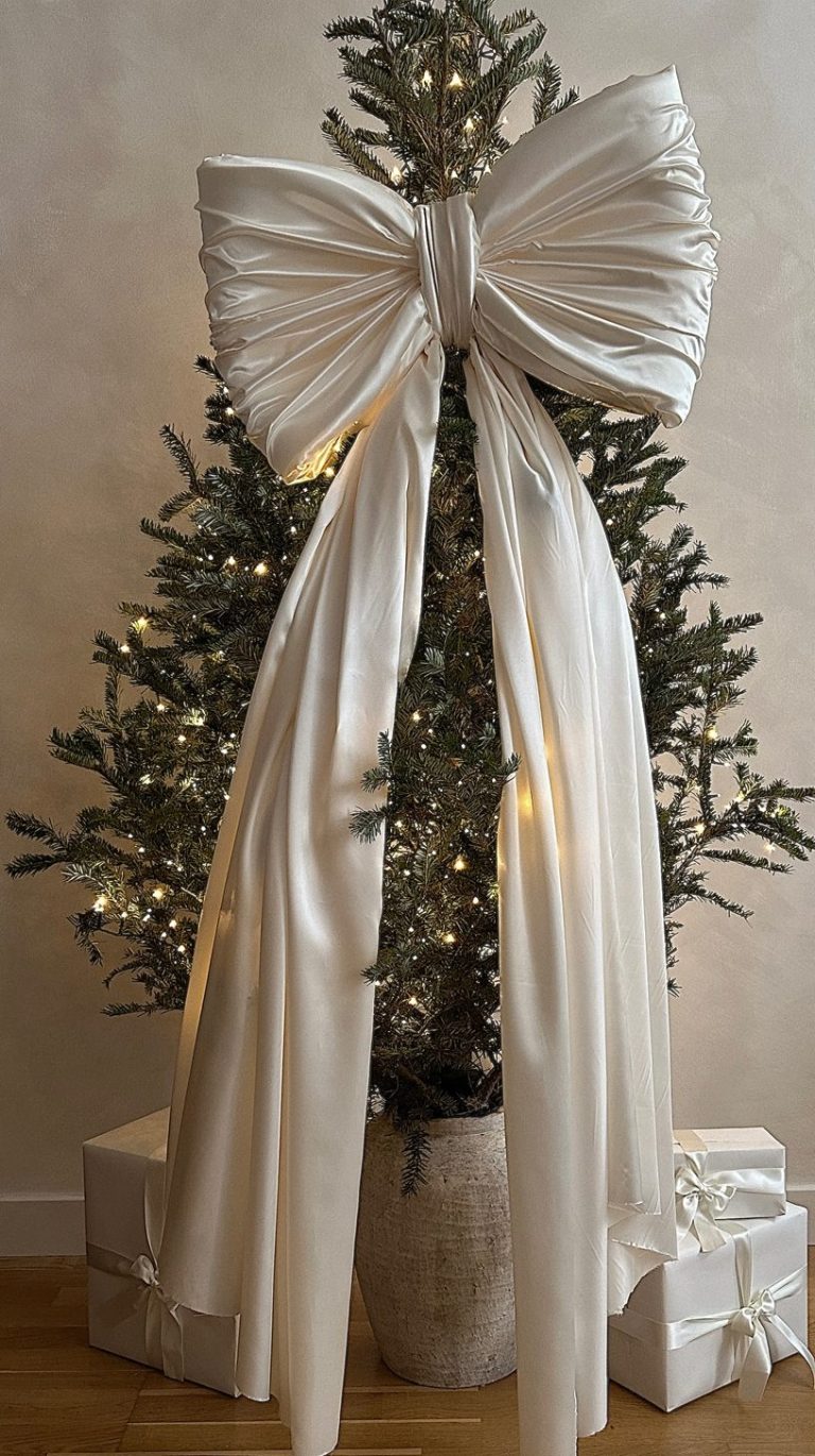 35+ Stunning White Christmas Tree Ideas You've Got To See! - Grow Your Yard