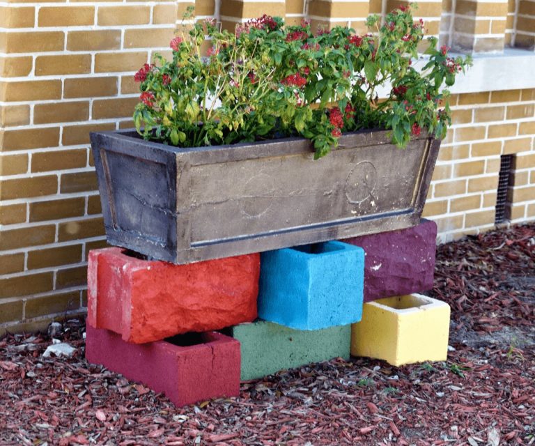 20+ Cheap, Easy & Eye-Catching Cinder Block Garden Ideas! - Grow Your Yard